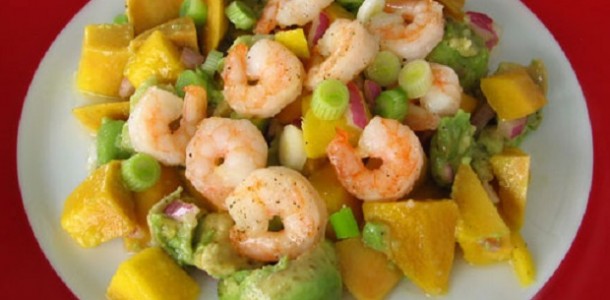 Recettes 6 Continents – Salade de crevettes à la mangue et avocat (Minçavi)