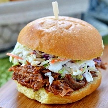 Recettes 6 Continents – Porc effiloché à la racinette (rootbeer)